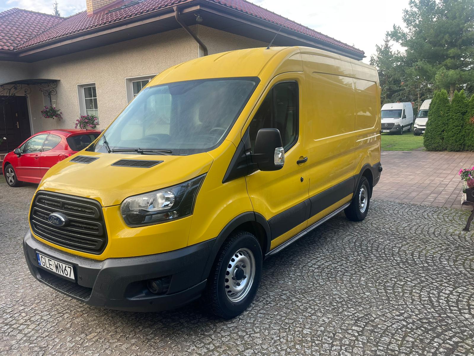 Ford Transit 350 Wersja L2H2 - Centrum samochodów używanych Wolff